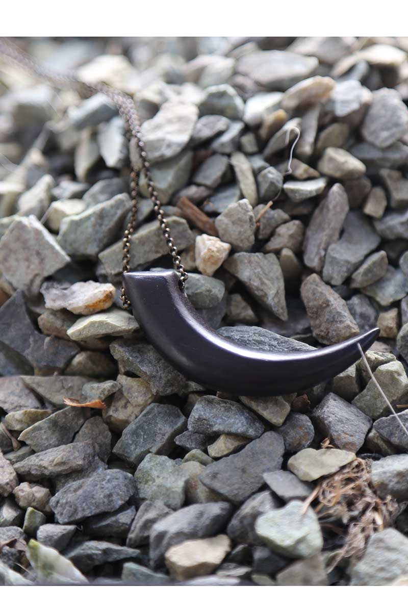 Rave Ebony Horn Necklace – CheapUndies